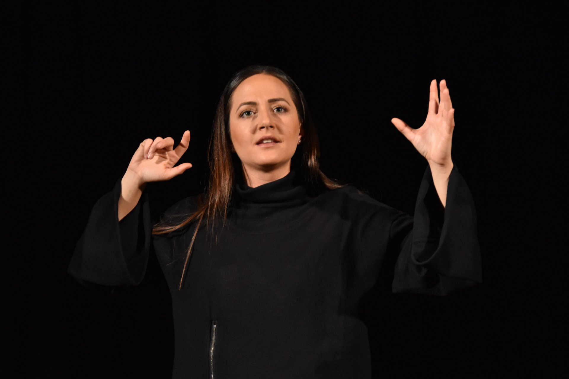 Al Filodrammatici uno spettacolo che tratta di depressione - Prima ...