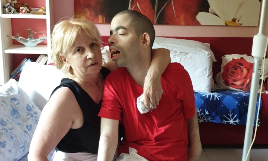 Una vita da guerriero e piena d'amore, Alex Milani si è spento a 38 ...